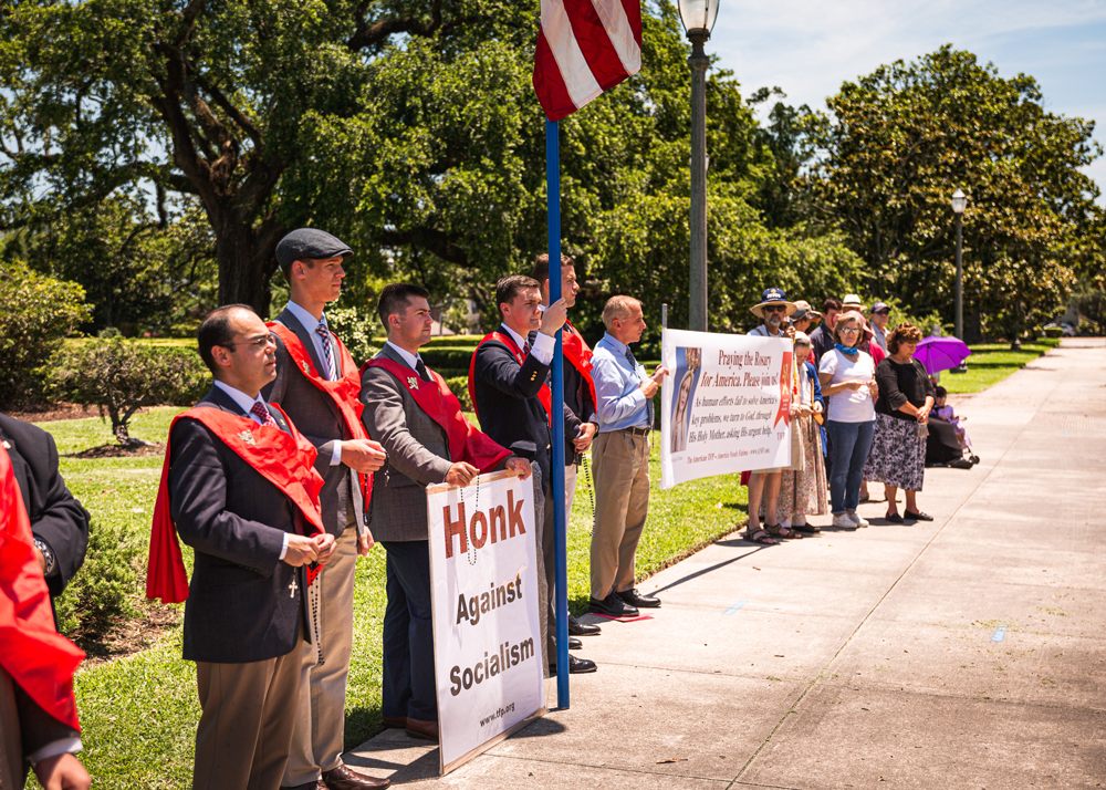 Nationwide Prayer Tour Sweeps Through Baton Rouge - The American TFP