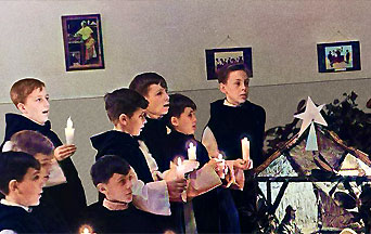 Variety and Unity in Christmas Carols - The American TFP